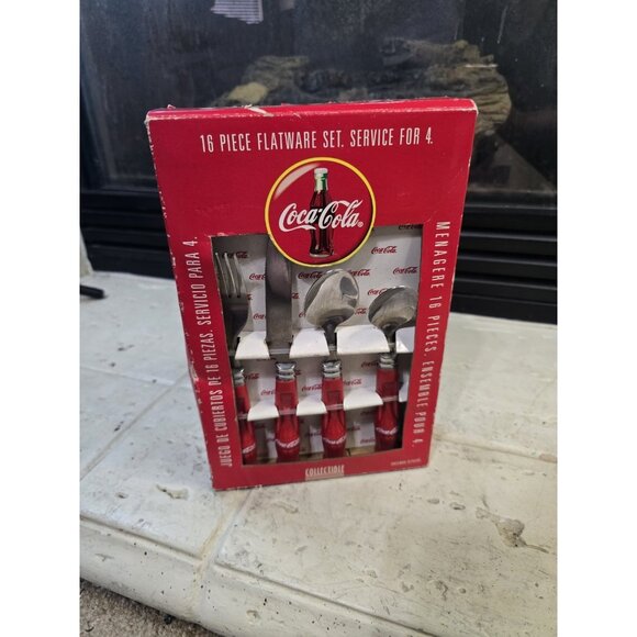 Coca Cola | Kitchen | Vintage 997 Cocacola 16 Piece Flatware Set Red ...